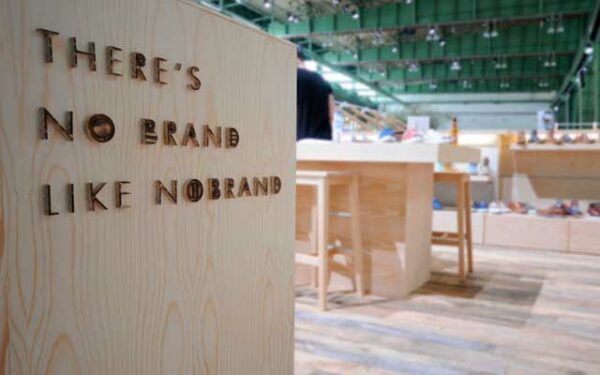 El encanto de la madera en el diseño de stands