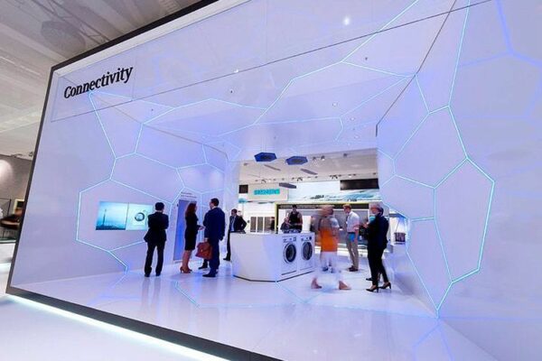 El diseño de stands en corian, una alternativa de lujo